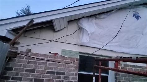 Im Needing To Brick This Gable Im Not An Electrician And Im Weary