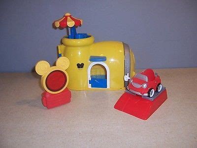 Mickey Mouse Clubhouse Shoe Shape Garage 2009 525566227