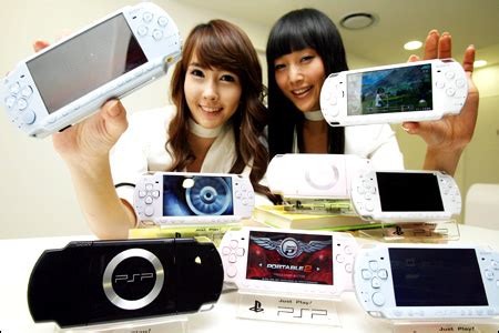 Sony Unveils New Psp Game Console The Korea Times