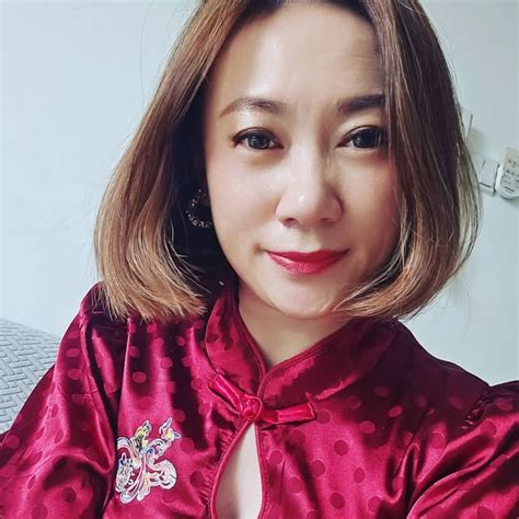 Christine Poe Christinepoe • Threads Say More