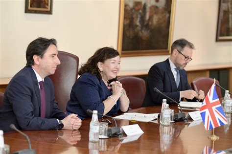 Hristijan Денеска остварив средба со Дама Карен Пирс специјален пратеник на Обединетото