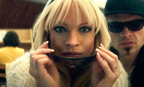 How Did Pam And Tommy Find Out Their Sex Tape Was Leaked