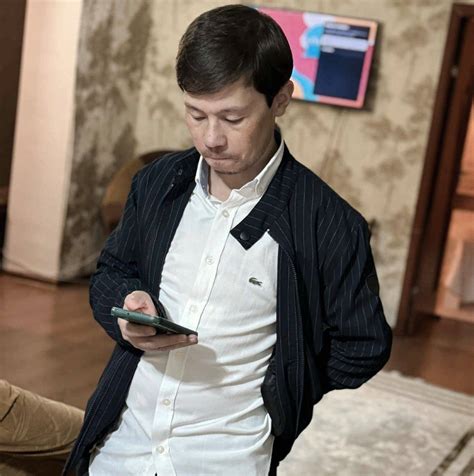 ეს როგორ გამოგრჩაათ სულ რომ ცუდის ძიებაში ხართ ️ პატარა ილია სცენაზეე მიიპატიჟაა და ოცნება