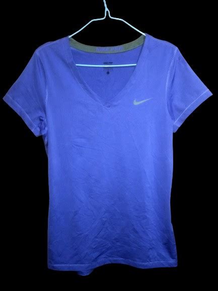 Nike Pro Dry Fit Women S Fashion Activewear On Carousell