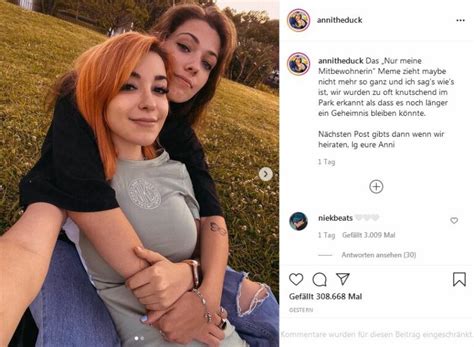 Annitheduck Und Revedtv Geben Ihre Beziehung Bekannt