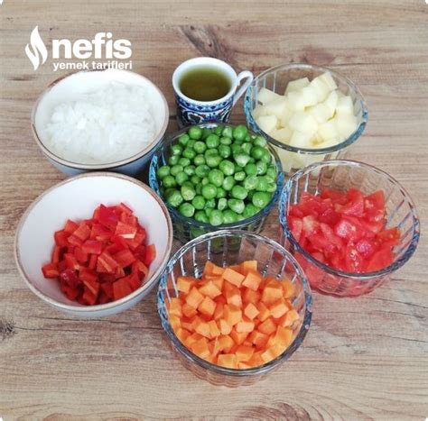 Zeytinyağlı Taze Bezelye Nefis Yemek Tarifleri 12131762