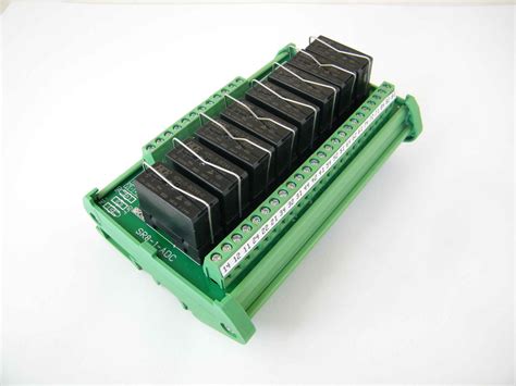 Scheda Rele 8 Canali 24vdc Comamdo Universale Ac Dc Npn Pnp 1 Scambio 250v 12A
