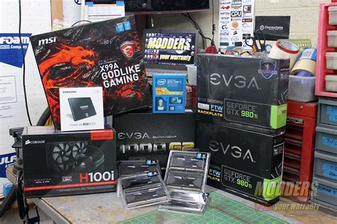 DOOM Case Mod By Dewayne Carel Modders Inc