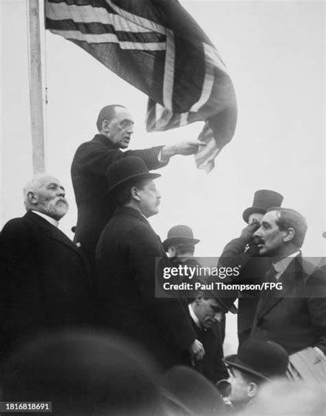 Sir Edward Carson Photos And Premium High Res Pictures Getty Images