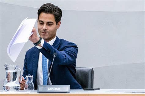 Prijsplafond Op Energie Gemiddeld Gezin Hoeft Niet Meer Dan 290 Euro Per Maand Te Betalen