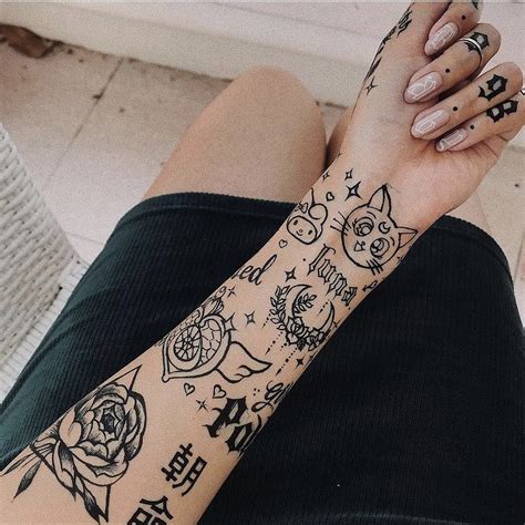 Tatuagem Em Vegas Tatuagem Hipster Tatuagens Pequenas Combinadas