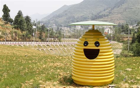 公园创意垃圾桶 重庆亿盾广告有限公司