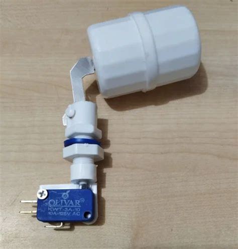 Pvc Float Valve With Switch For Ro At ₹ 30 Piece In New Delhi Id