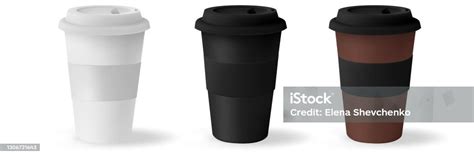 흰색 배경에 고립 된 검은 색 뚜껑과 뜨거운 커피를위한 흰색 모형 종이 컵 테이크 아웃 빈 작은 차 컵 디자인 텍스트 또는 브랜드의 배너 0명에 대한 스톡 벡터 아트 및