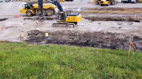 Dike Expansion Photos Indiana Harbor And Canal Dredging And Disposal Project