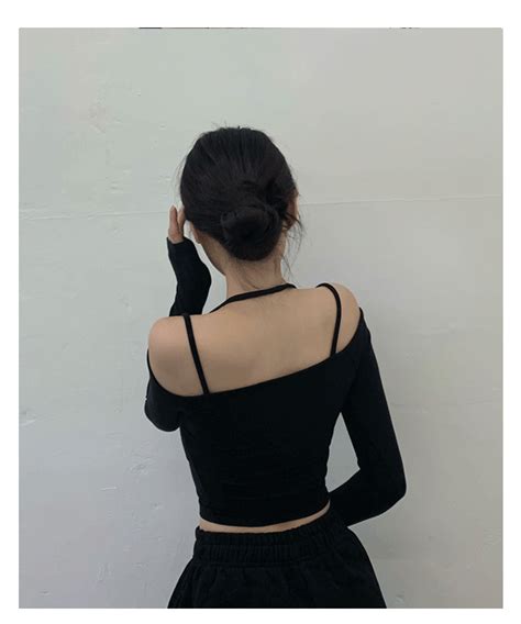 [당일발송 Made] 오리지널 스트랩 홀터 오프숄더 긴팔티 뒷태여신 여리핏 몸매보정 섹시글램 핀터레스트옷 유니크 스트랩 유니크 스우파코디 할리우드 연말룩 에이블리