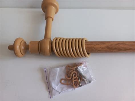 Металопластиковий настінний округлий карниз для штор у спальню 1 2 м ясен — ціна 198 грн у