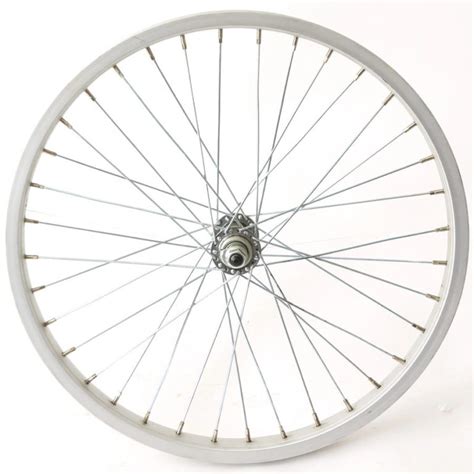 Graph Complements Of Cyclic Graphs Quantum Calculus