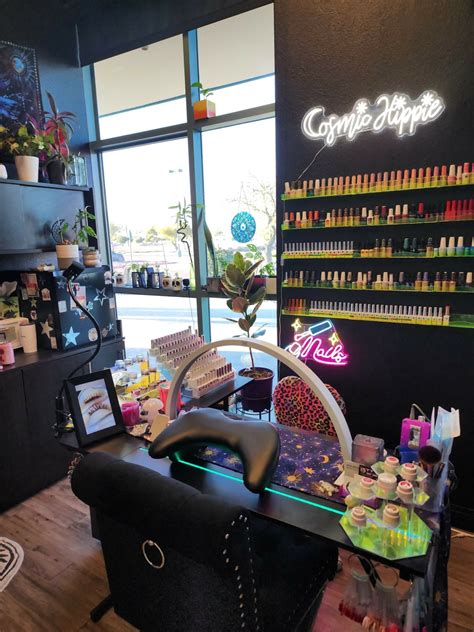 Meet Ashley Beck Canvasrebel Magazine