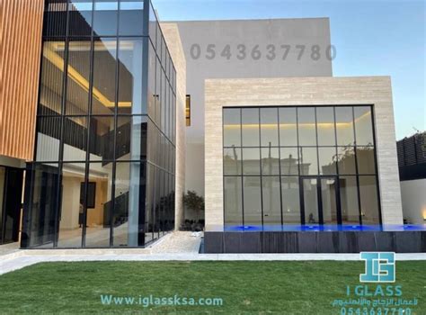واجهات سكريت والمنيوم واجهات ملاحق زجاج واجهات سكريت محل مصنع زجاج الرياض