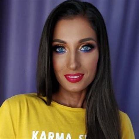 Trener Tatyana Threads Say More