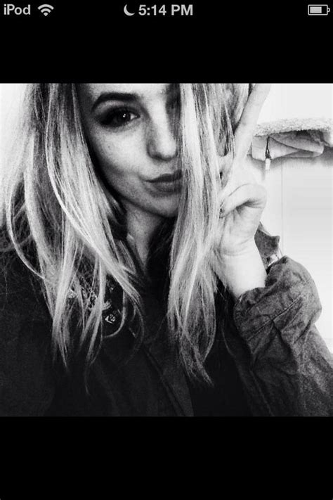 Ali Noel S Instagram Twitter Facebook On Idcrawl