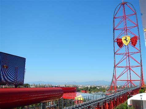 5 Roller Coaster Tercepat Di Dunia