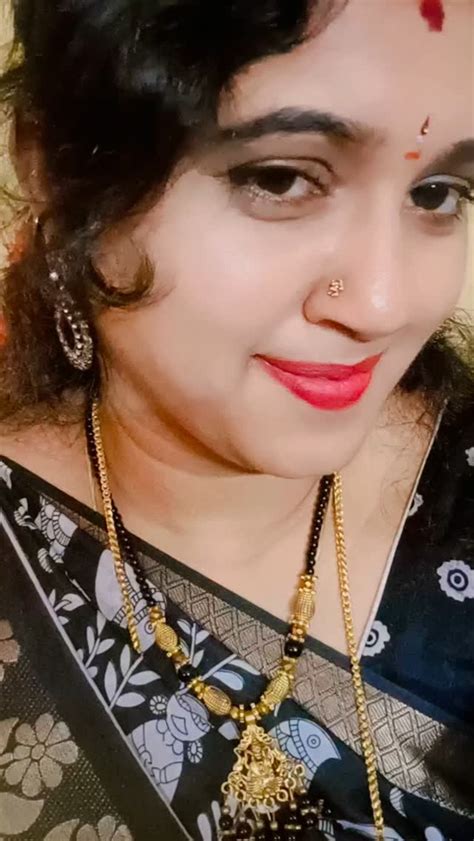 Sunitha Hari Gowda💕 Moni🧿 Smile Sunitha Official • Instagram Photos