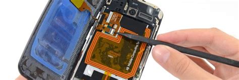 Moto X Teardown Reveals All The Mid Range Innards Ars Technica