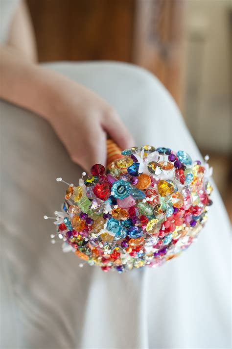 Bridal Button Bouquet Vintage Diy Button Bouquet Tips And Instructions