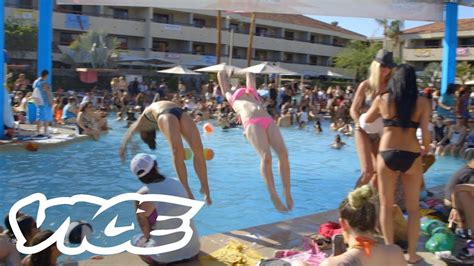 A Weekend At The Biggest Lesbian Party In The World Youtube