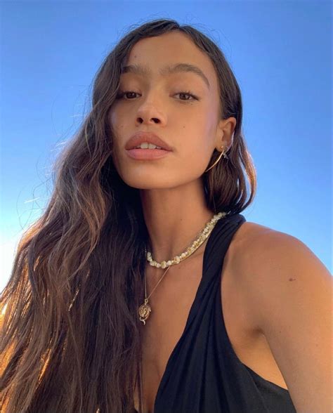 Pin By Nypha On Understated Beauty Ideas Natural Glowy Makeup Pretty