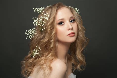 Premium Photo Perfect Blonde Woman Young Fiancee Portrait