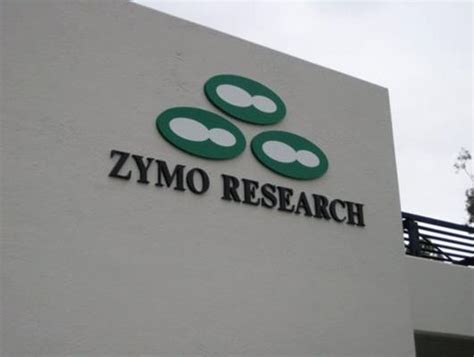 Building Markers In The Philippines El Oro Engraver