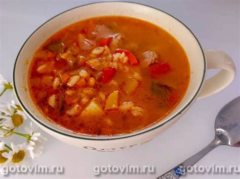 Рассольник со свиными рёбрышками и перловкой. Рецепт с фото