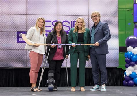 Eldridge Signs Pwhl Deal Forges Path For Young Girls To Follow Barrie News