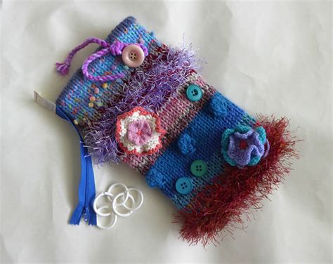 Ravelry Twiddle Muffs Pattern By Bolton Nhs