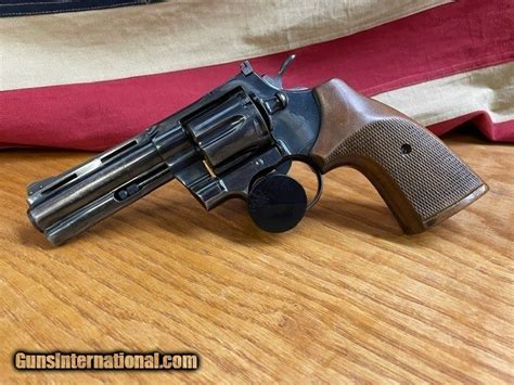 COLT PYTHON 357 REVOLVER