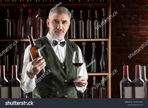 Encargado De Bodega Images Stock Photos Vectors Shutterstock