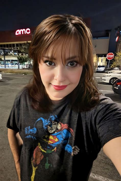 Look At This Nerd But She Sure Did Have Fun Watching The Flash R