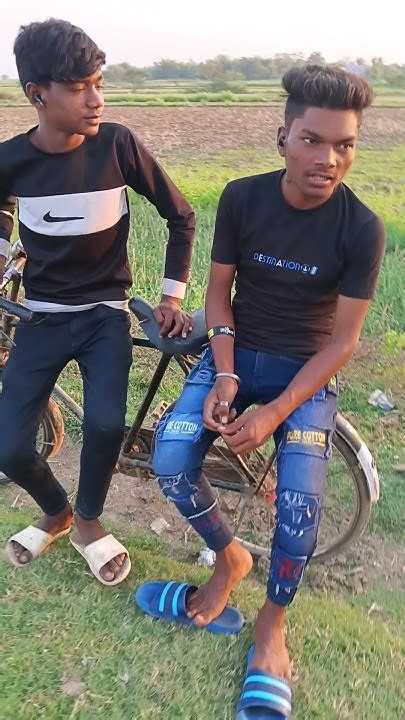 লেডিস ছাড়িয়া দেবী তাও মদ ছাড়িস না। Viral Youtube