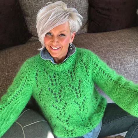 3 Ways To Wear Gray Hair Over 40 Artofit