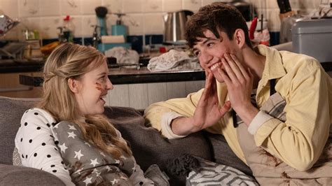 Corrie Spoilers Summer Caught Up In Drugs Scandal As Aaron Viciously
