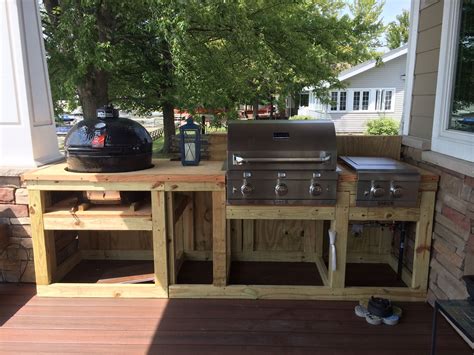 Framing In The Grilling Area Diy Outdoor Kitchen Outdoor Grill