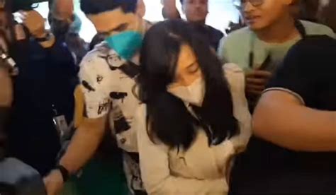 Segini Bayaran Virly Virginia Pemeran Film Porno 'Kemarat Tunggak' - Monitor Indonesia