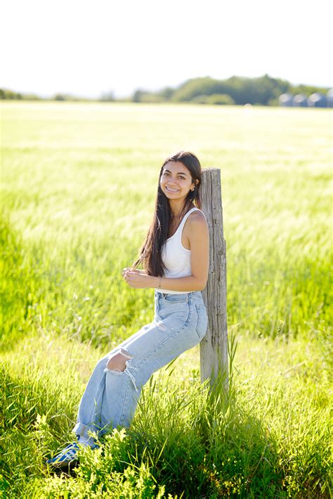 Vania 2025 Senior Jessica Jean Photography