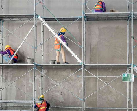 revolutionizing construction innovations in scaffolding