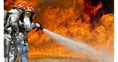 Спасиха дете от горяща къща в Сливен