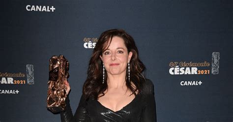 Laure Calamy 46e Cérémonie Des César à Lolympia à Paris Le 12 Mars