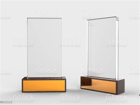 빈 유리 트로피 나무 기지에 서 서를 모의 3d 렌더링 그림 유리 재료에 대한 스톡 사진 및 기타 이미지 유리 재료 트로피